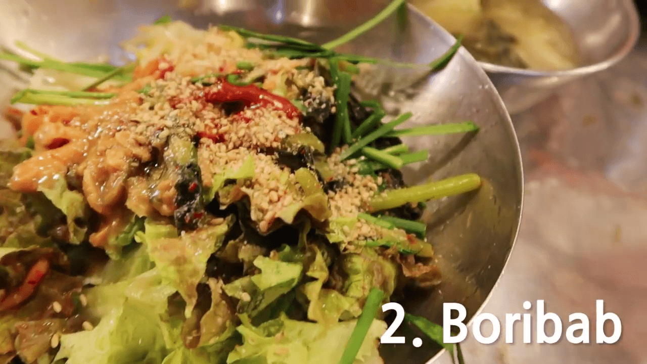 5 Must Eats Korean Street food@ Namdaemun Market - Aaron and Claire