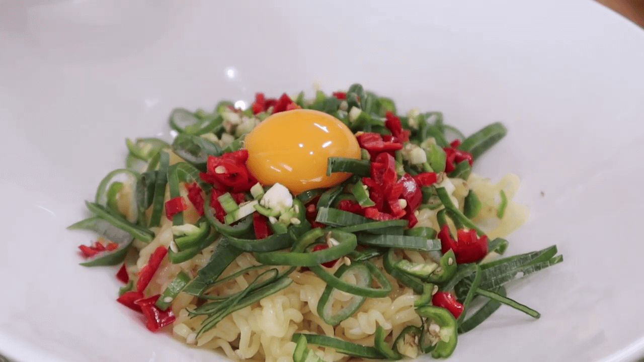 9 New Ways to Cook Instant Ramen - Aaron and Claire