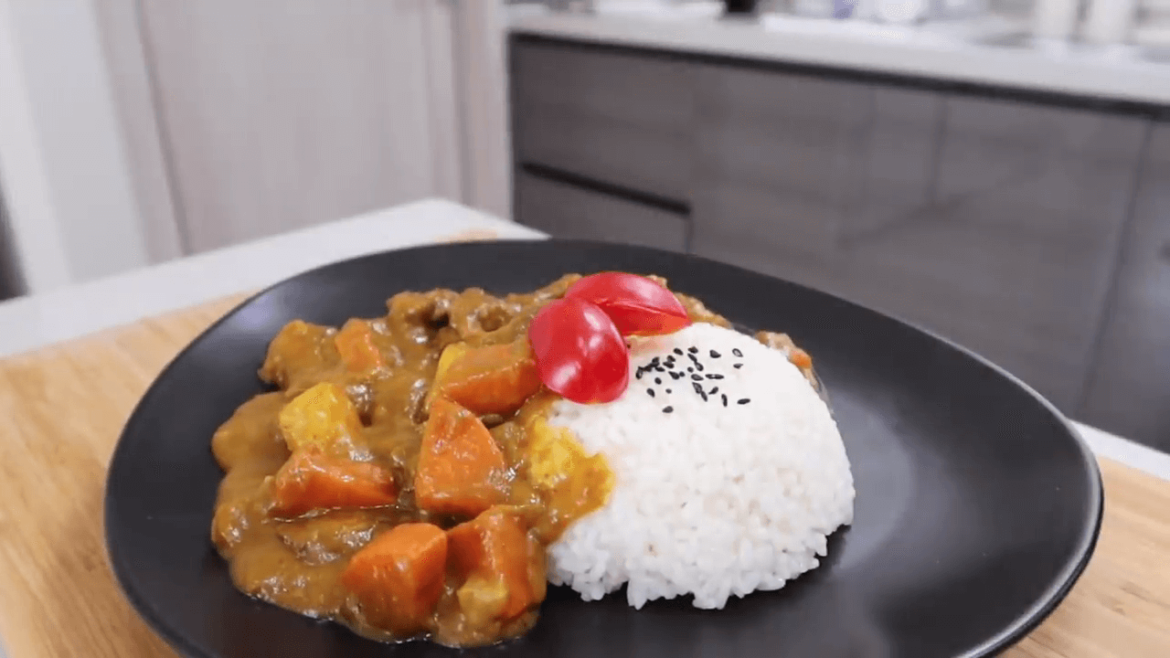 Korean Curry Rice - Aaron and Claire