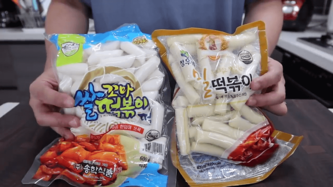 Garaetteok (Korean Rice Cakes) Recipe - Aaron and Claire