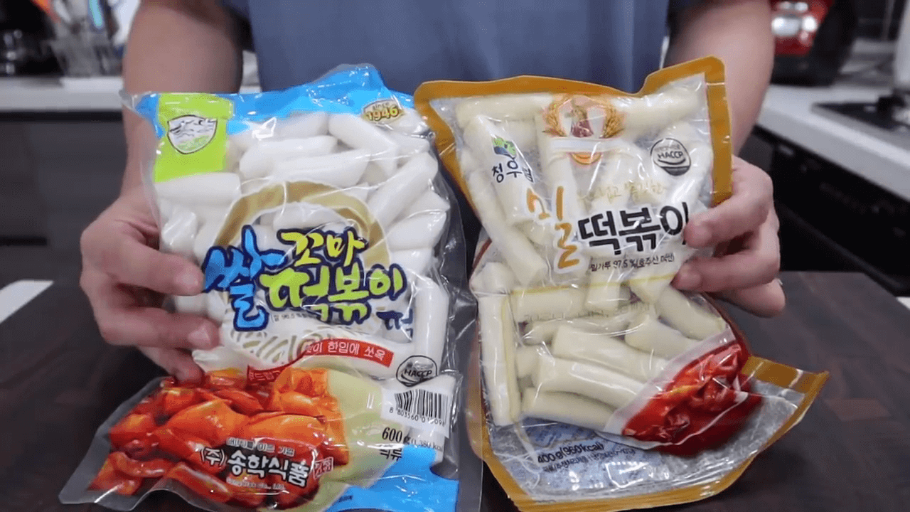 Garaetteok (Korean Rice Cakes) Recipe - Aaron and Claire