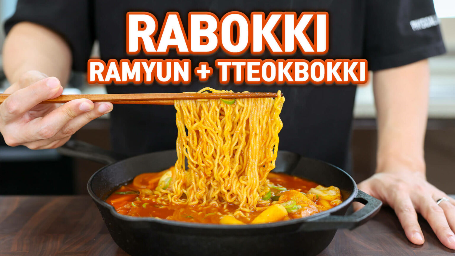 Rabokki (Tteokbokki with Ramen)