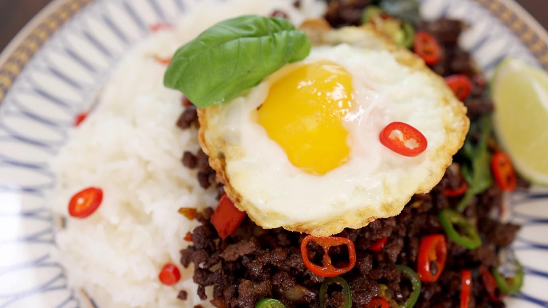 Pad Kra Pao (Thai Holy Basil Beef Stir Fry)