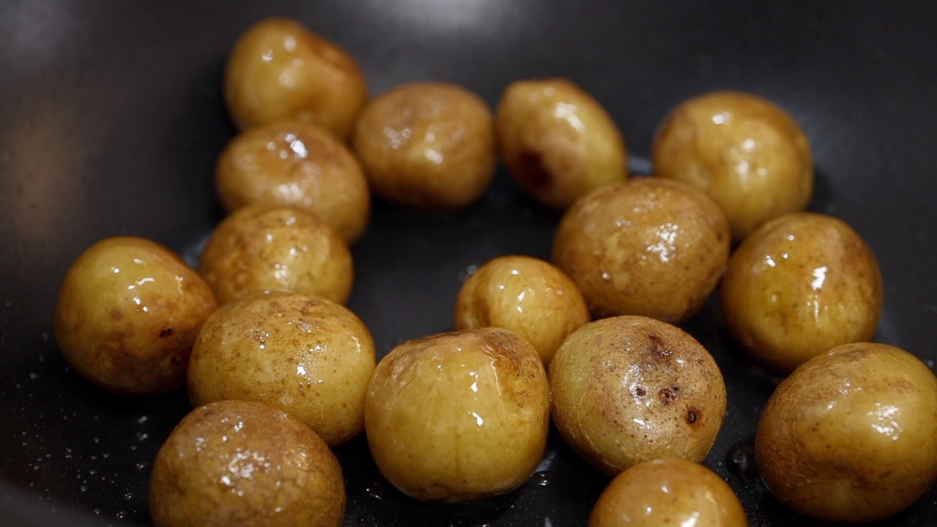 Korean Braised Potatoes (Algamja Jorim)