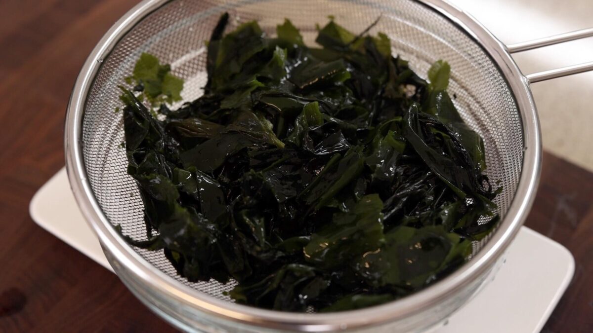 Korean Seaweed Soup with Beef (Miyeokguk)