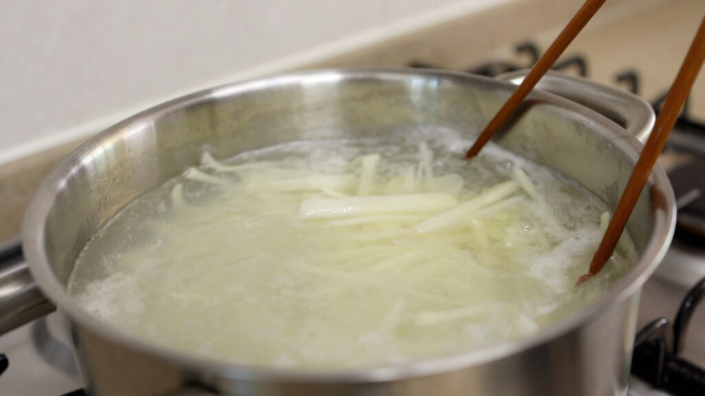 Korean Stir-Fried Potatoes (Gamja Bokkeum)