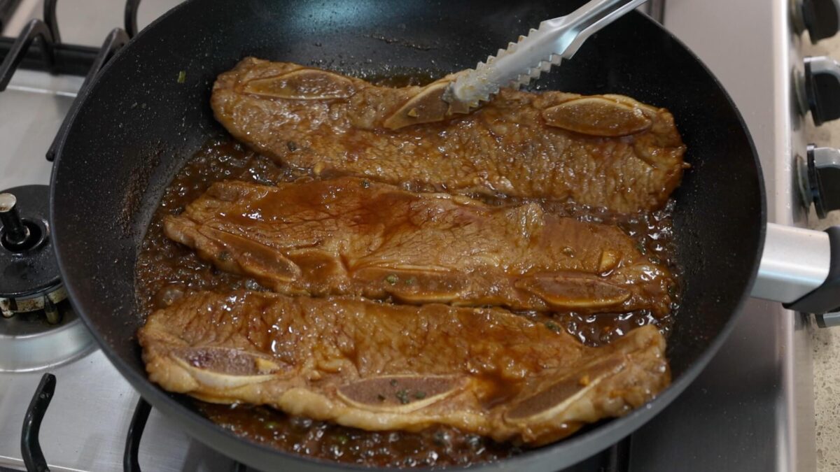 LA Galbi (Korean BBQ Short Ribs)