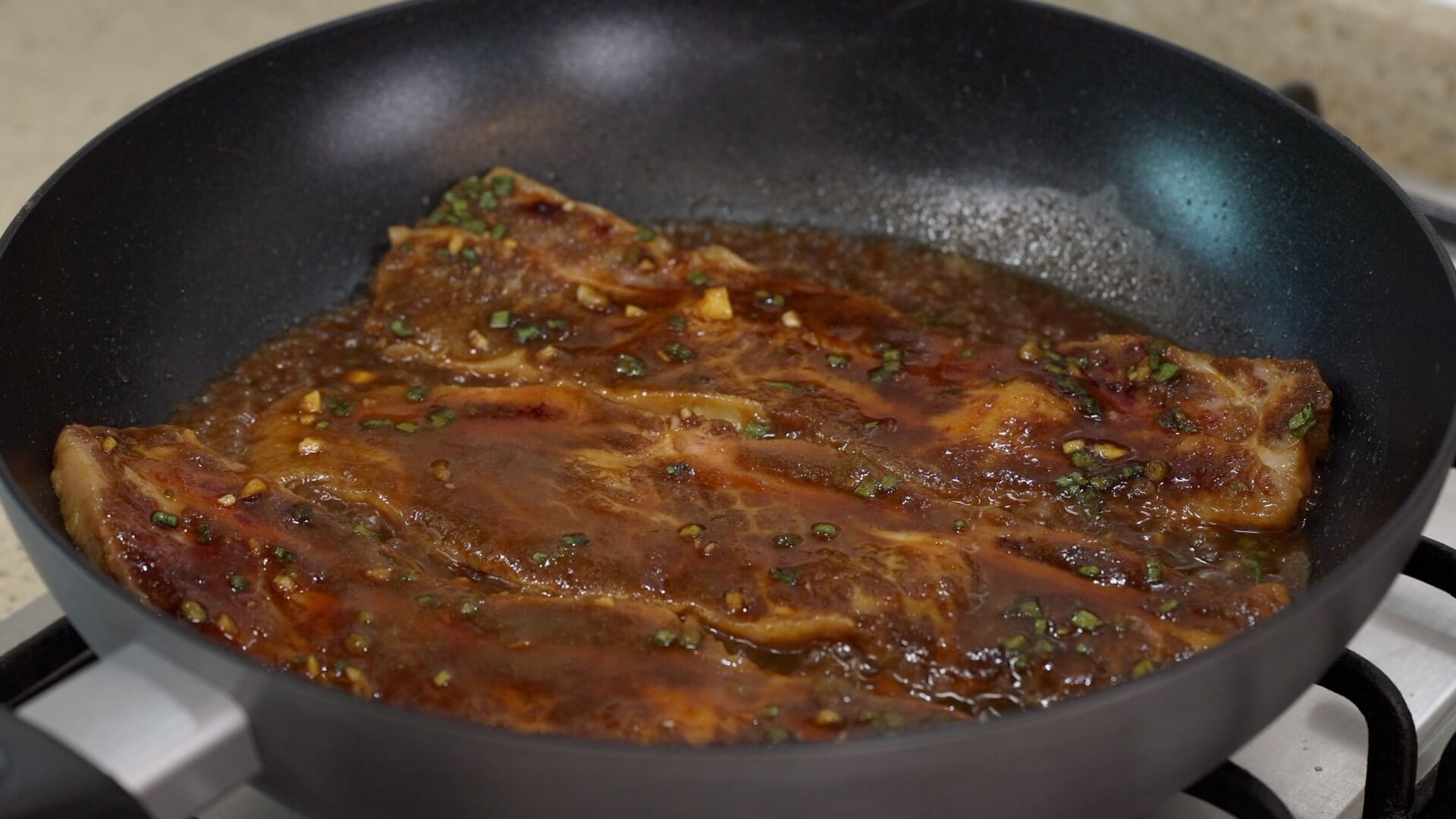 LA Galbi (Korean BBQ Short Ribs)