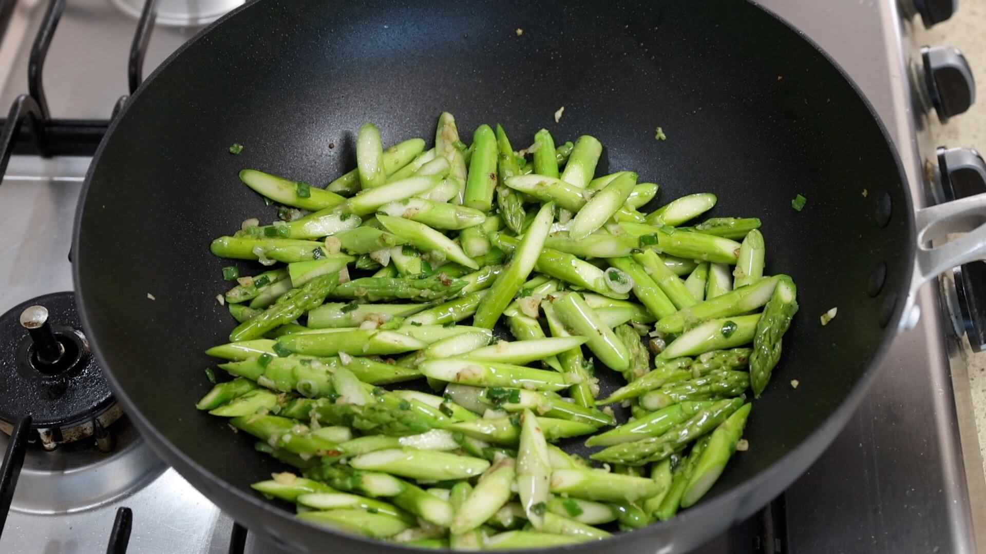 Beef and Asparagus Stir-Fry